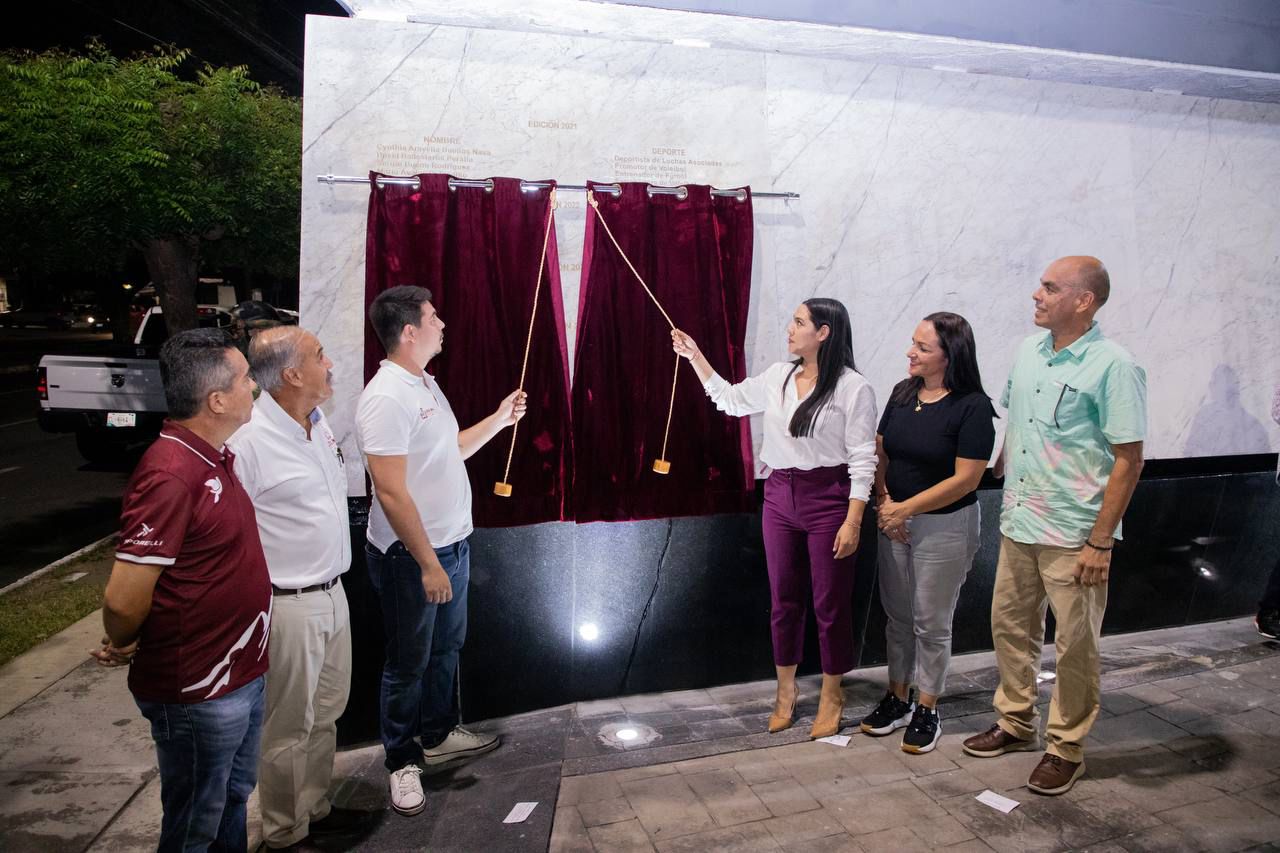 Ivan García y Alan Cleland fueron inscritos en el Muro de Honor del ...